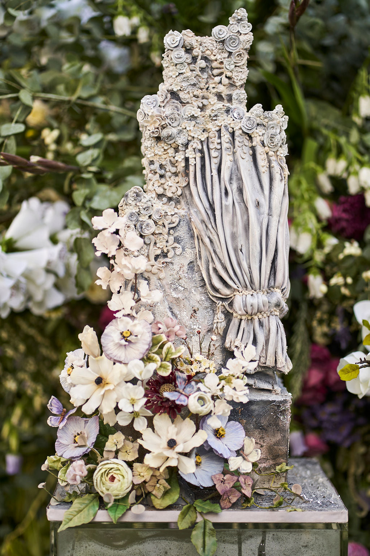 Custom Wedding Cakes Manchester & Cheshire – The Frostery